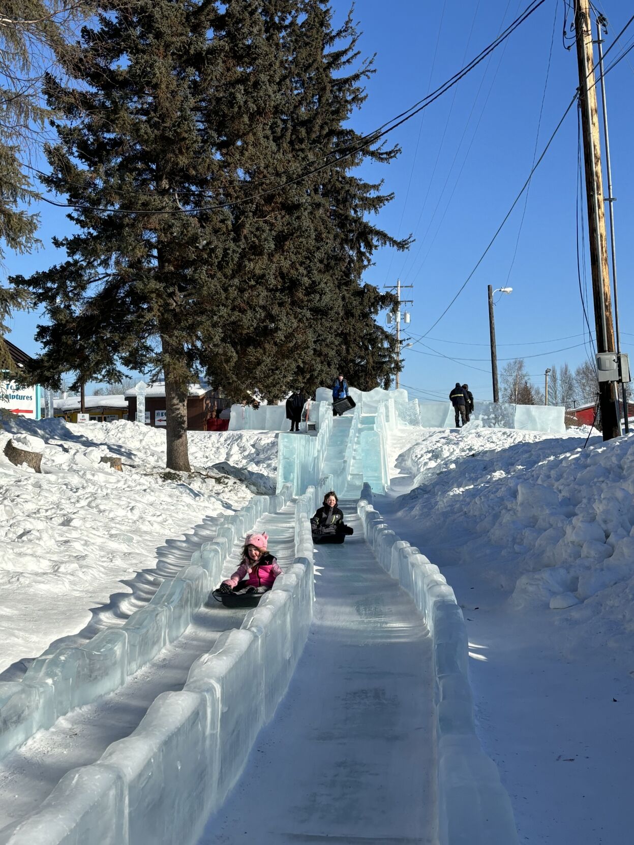 Ice Alaska wows Fairbanksans | Local News | newsminer.com