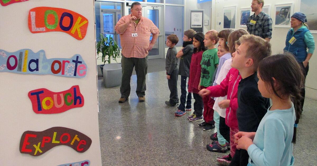 Celebrating 40 years of UAMN docents | Community Features | newsminer.com