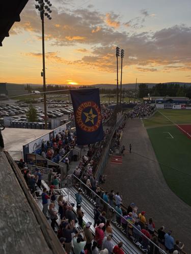 Goldpanners drop 121st Midnight Sun Game | Sports | newsminer.com