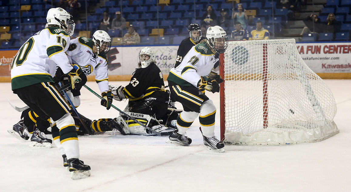 Top line pushes Seawolves hockey past AIC | UAF Nanooks | newsminer.com