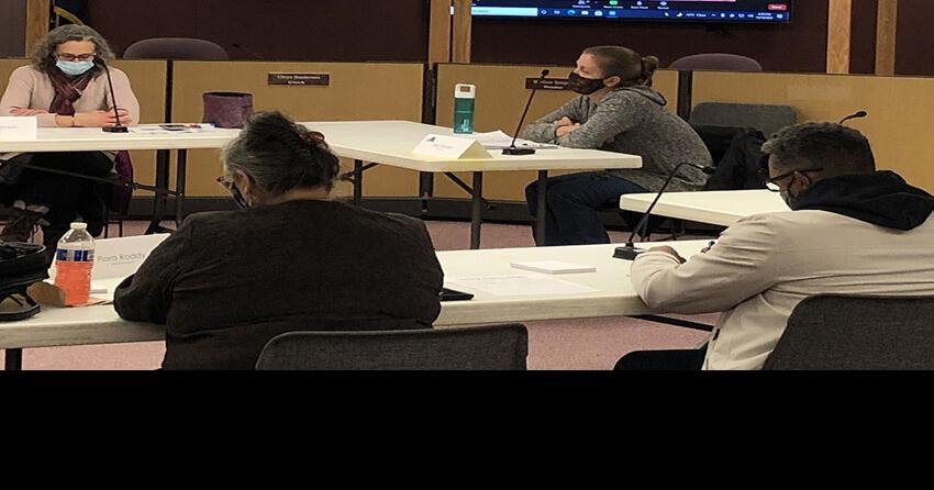 School board talks committee reorganization | Education | newsminer.com