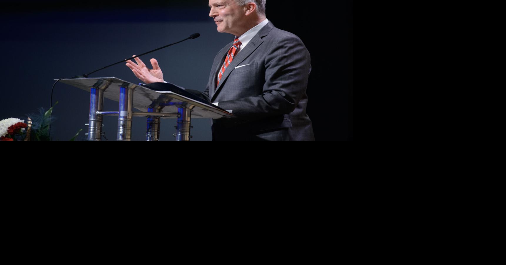 Sullivan touts aviation safety package | Alaska News | newsminer.com