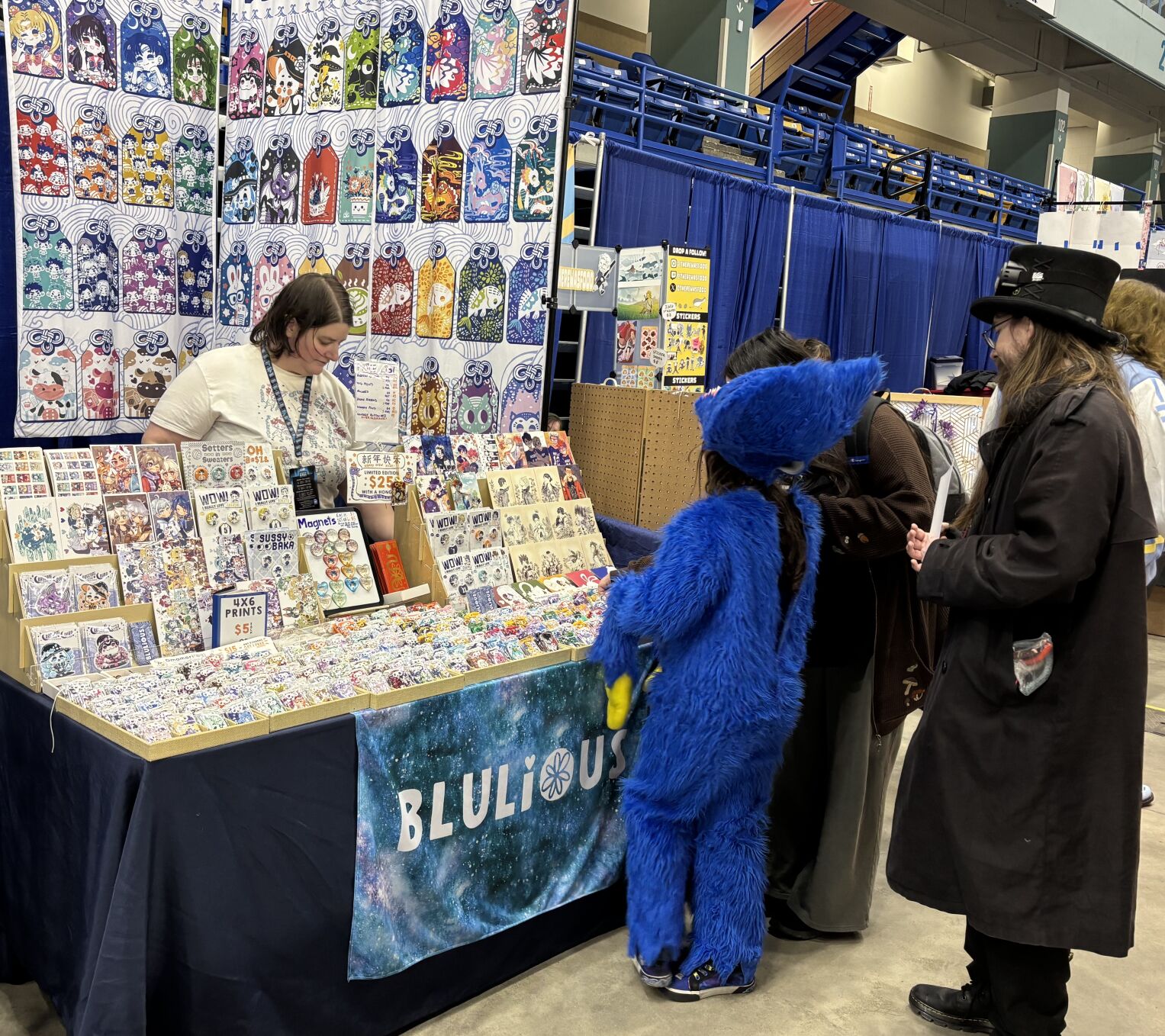 From Zuko to Zelda, Fairbanks fans flock to Alaska ComiCon’s biggest ...