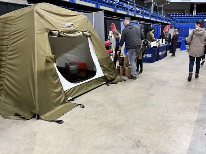 Go Winter! Expo ushers in upcoming season | Local News | newsminer.com