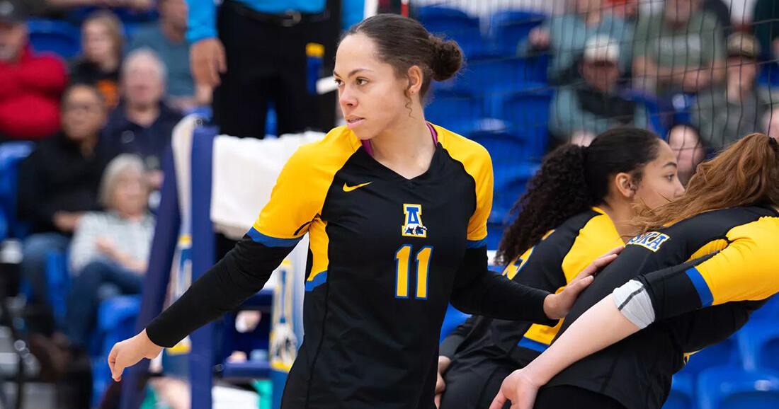 Cynphany Henderson earns GNAC Volleyball Offensive Player of the Week ...