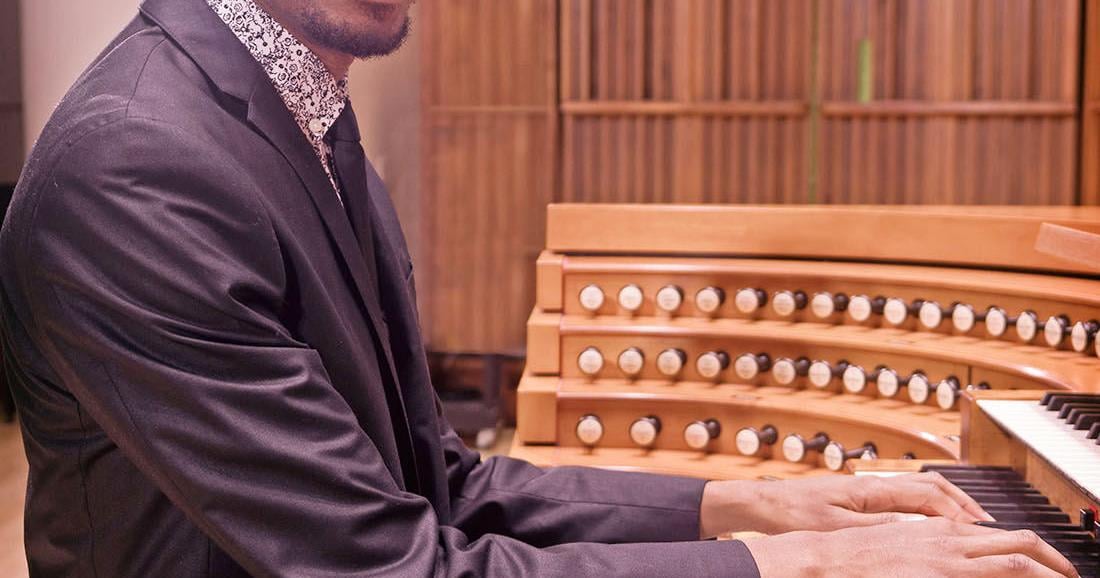 UW Seattle's organ performer extrodinaire is taking the stage at Davis ...