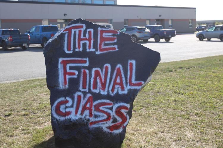 Ravens fly high at Ben Eielson High’s final graduation ceremony | Local ...