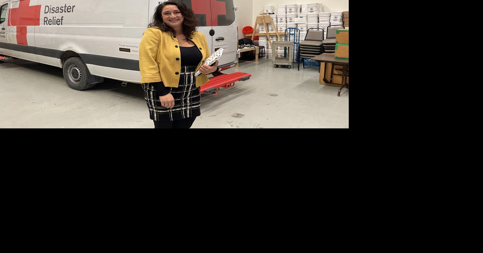 Service over Self: Julie Swisher lend a hand | | newsminer.com