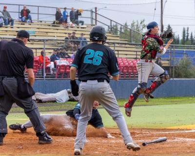 Panners win a close contest against Seattle, 2-1 | Sports | newsminer.com