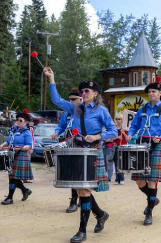 Ester parade and picnic draw a fun, funky crowd for the 33rd year ...