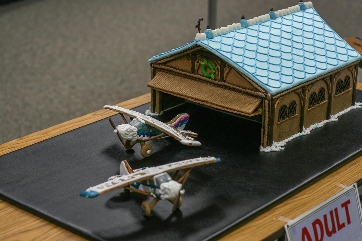 Gingerbread contest brings talent to the table | Local News | newsminer.com