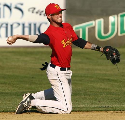 Goldpanners dominate Bucs for 7-2 win | Baseball | newsminer.com