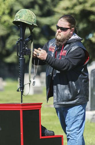 Fairbanks honors the fallen on Memorial Day | Alaska News | newsminer.com