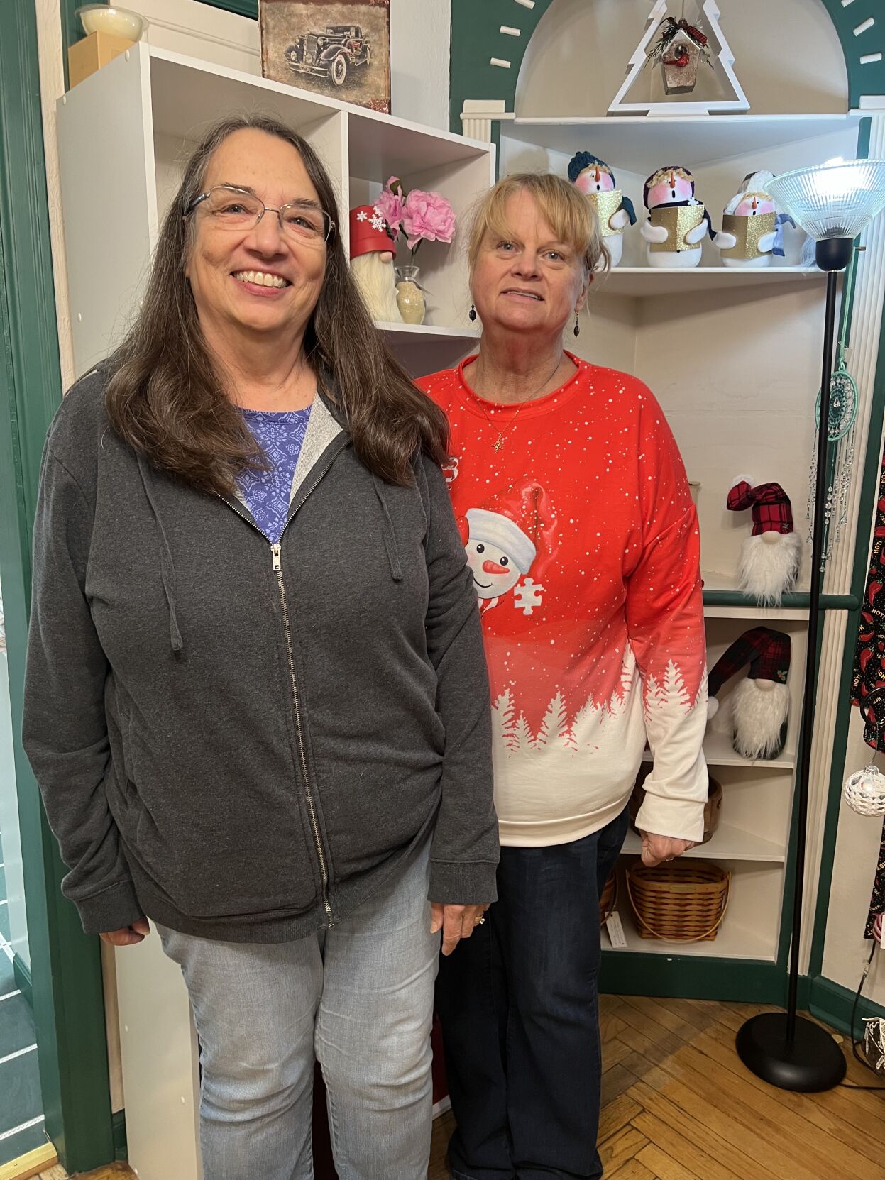 Bag Ladies become Ornamentry Ladies | Kris Capps | newsminer.com