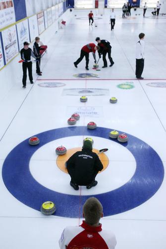 Wisconsin curlers advance to page round in USA Curling Junior National ...