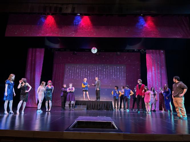 Lathrop High School's presentation of 'Mean Girls' is so fetch ...