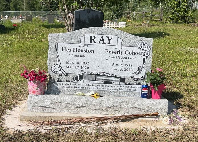 Family, friends honor Hez and Beverly Ray | Kris Capps | newsminer.com