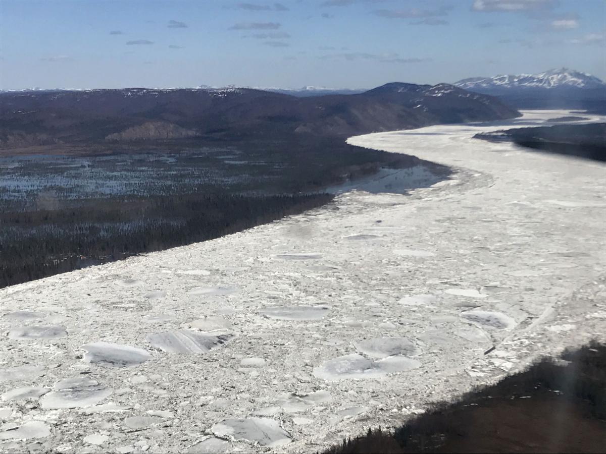 Couple rescued from Kuskokwim River floodwaters | Alaska News ...