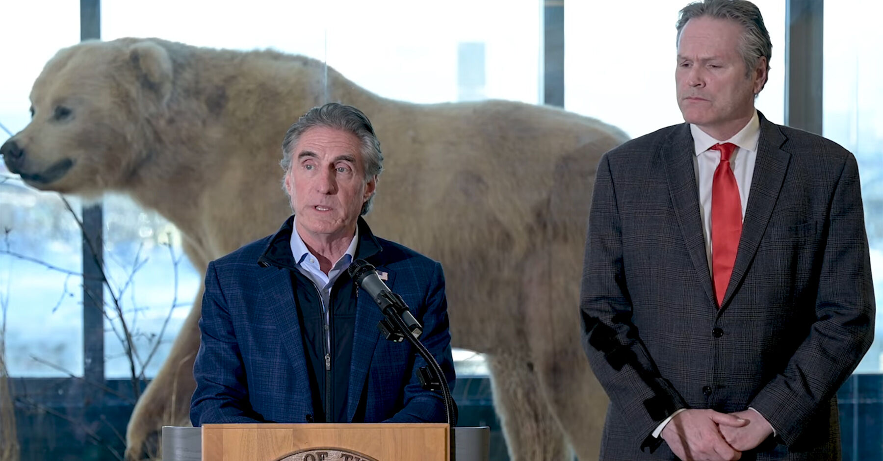 Interior secretary makes a pitch for Alaska LNG during brief stopover ...