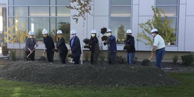 FMH breaks ground on organ donor memorial | Local News | newsminer.com