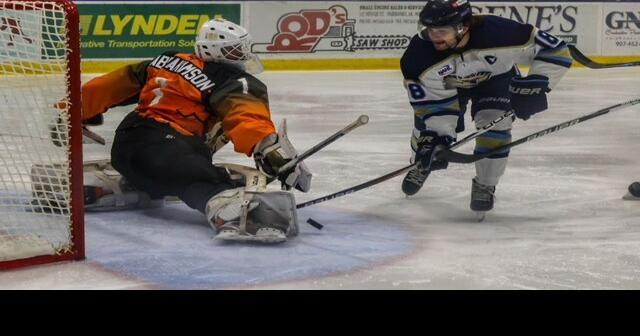 Ice Dogs split two-game series with Kenai River | Ice Dogs | newsminer.com