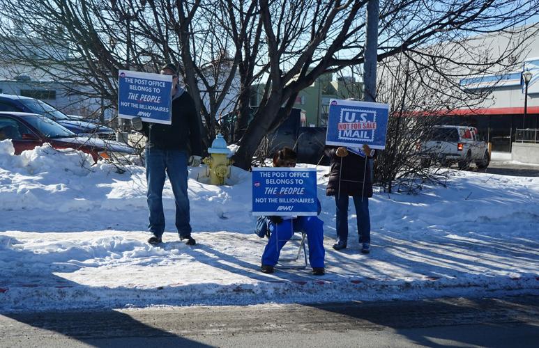 'Not for sale;' Postal service union members protest cuts, rumored ...