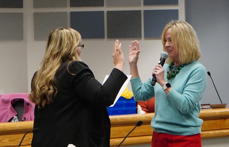 New borough mayor, assemblymembers sworn in | Local News | newsminer.com New borough mayor, assemblymembers sworn in | Local News | newsminer.com