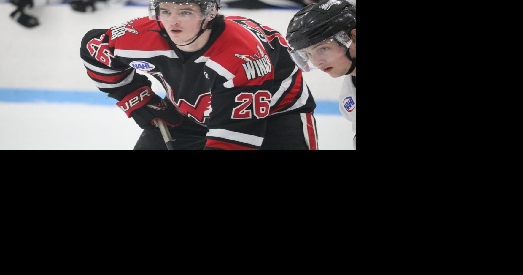 UAF signs six hockey players for upcoming season | | newsminer.com