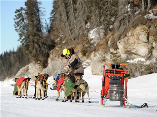 4-time Iditarod champ scratches in storm 3 miles from Safety | Iditarod ...