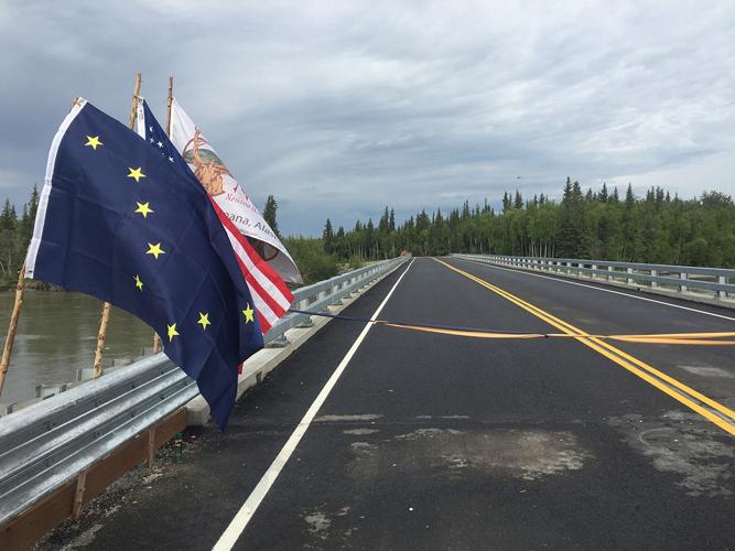 New bridge over the Nenana River opens | Local News | newsminer.com
