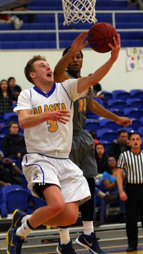 Alaska men's basketball rallies against Yellowjacks | UAF Nanooks ...