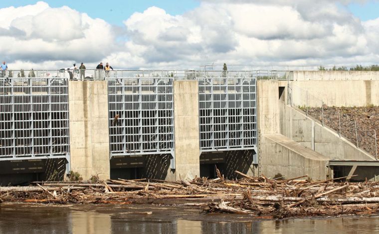 Fairbanks flood control project activated as Chena River swells | Local ...
