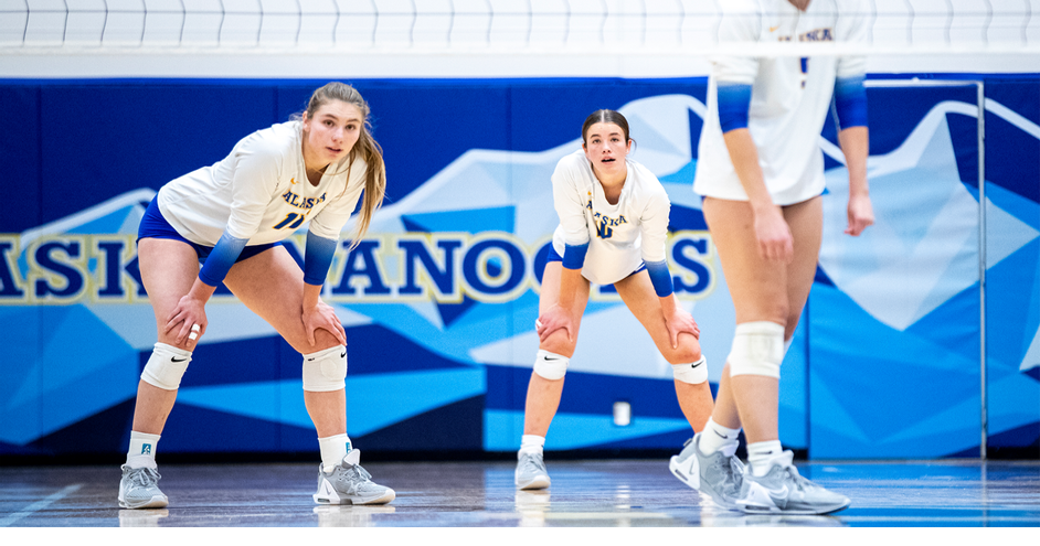 UAF volleyball picks up huge win at home over No. 16 Central Washington ...