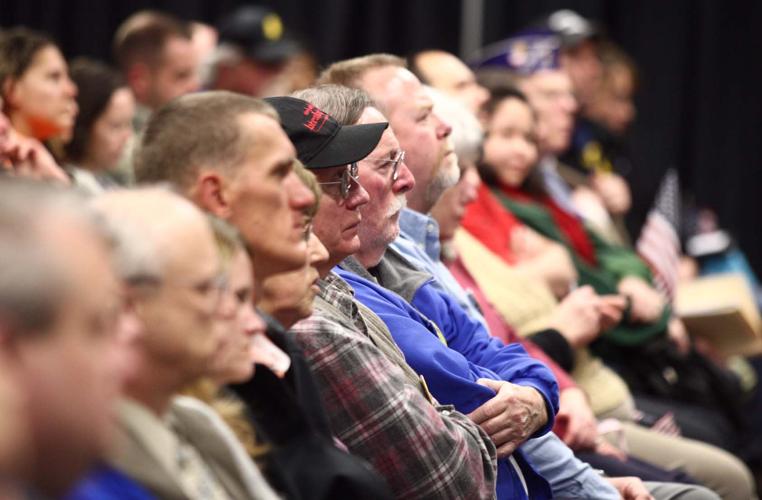 Army, state officials join Fairbanksans to discuss possible troop ...