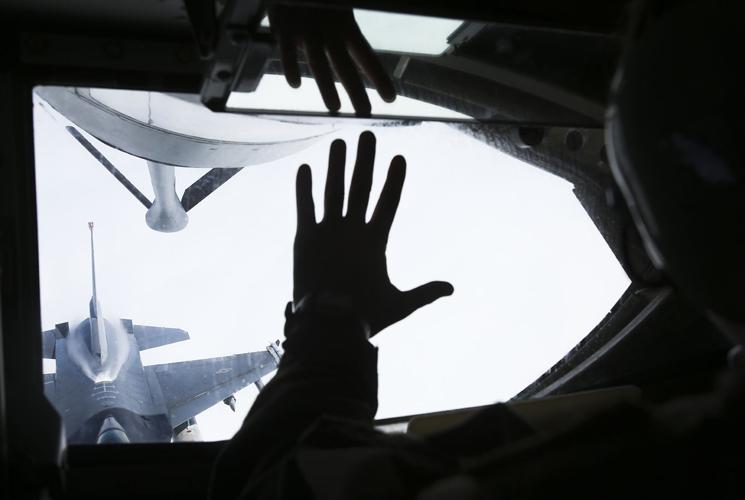 Nearly 6,000 military personnel participate in Northern Edge exercise ...