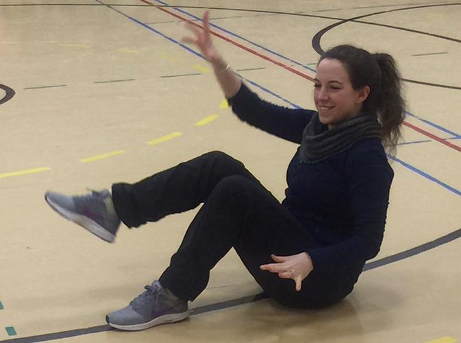 She makes 'em feel like dancin' | Kris Capps | newsminer.com