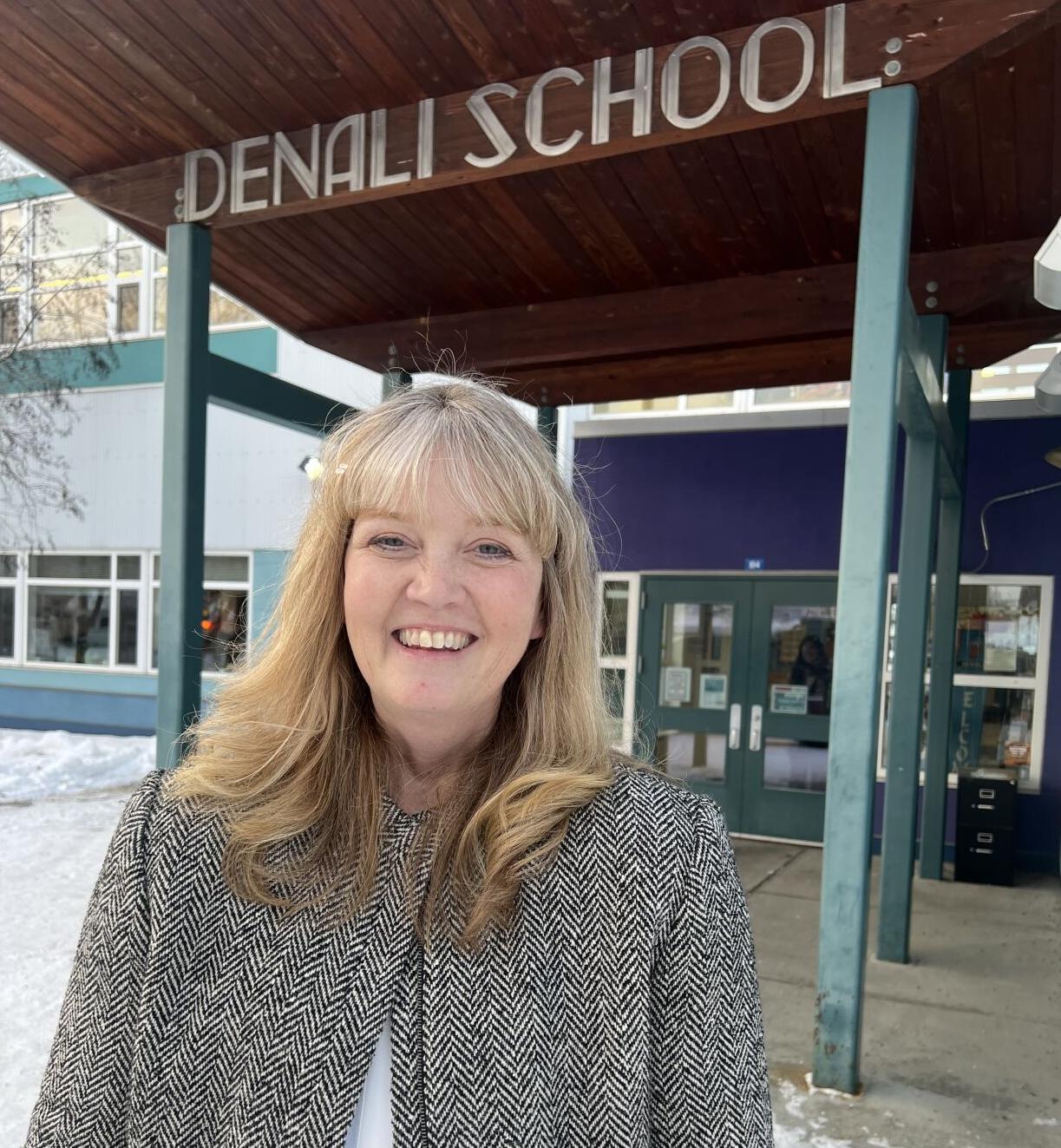 'Walk to Read' program earns Denali Elementary national award | Kris ...