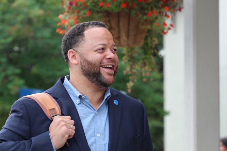 AmeriCorps CEO visits Fairbanks, tours Alaska | Local News | newsminer.com