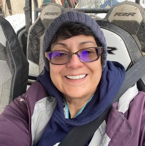 Delivering knowledge: Volunteer Angel Hayes brings Denali students ...