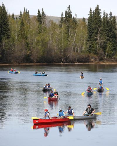 Canoeing and kayaking through Fairbanks is popular pastime | Visitors ...