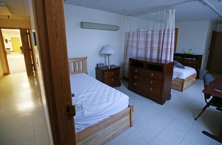 Bracing for cuts: Budget deficit could force alcohol abuse treatment ...