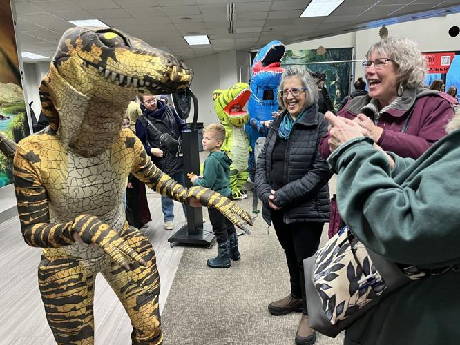 Jurassic Park Concert thrills thousands | Kris Capps | newsminer.com