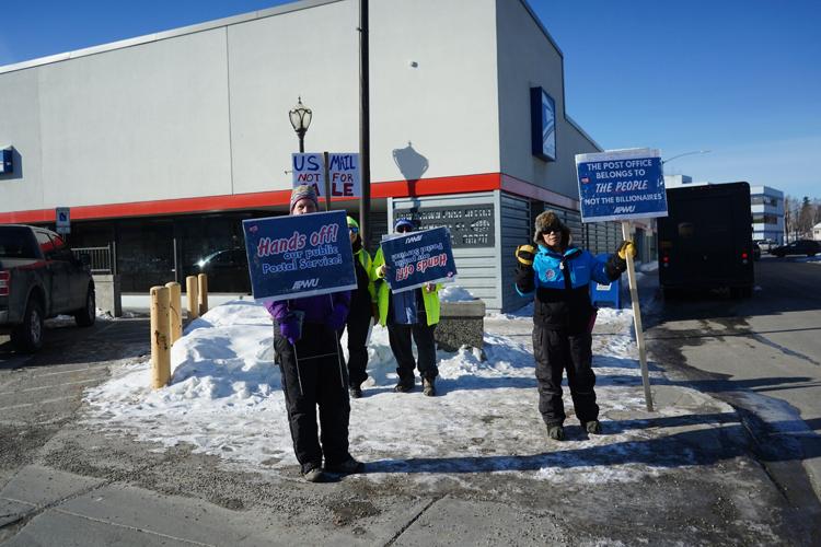 'Not for sale;' Postal service union members protest cuts, rumored ...