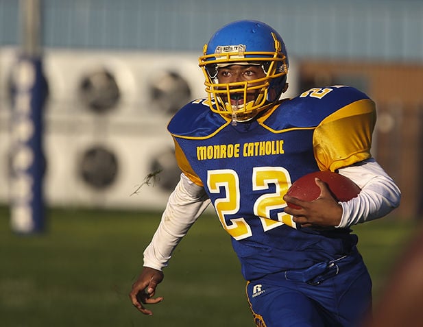 Nikiski hands Monroe football first loss of season | Football ...