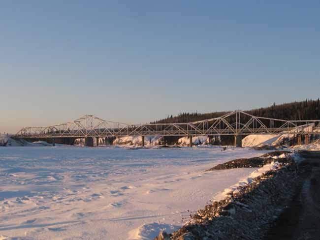World War II-era Alaska Highway bridge over Tanana River demolished ...
