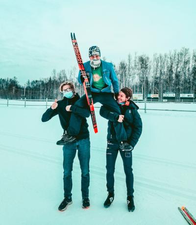 Skiers work off appetite with Turkey Day Relay | Local | newsminer.com