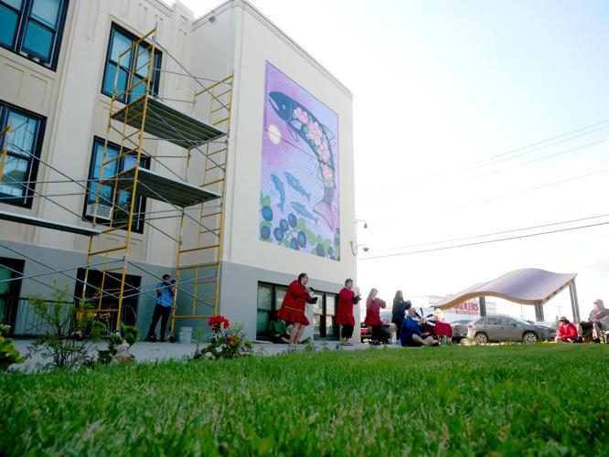 'Living landscape:' Informal gathering celebrates murals' completion ...