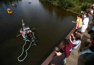 Red Green Regatta attracts the best of Fairbanks' slapdash raft work ...