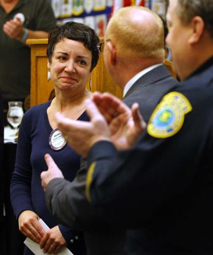 Woman who helped injured police officer honored | Local News ...