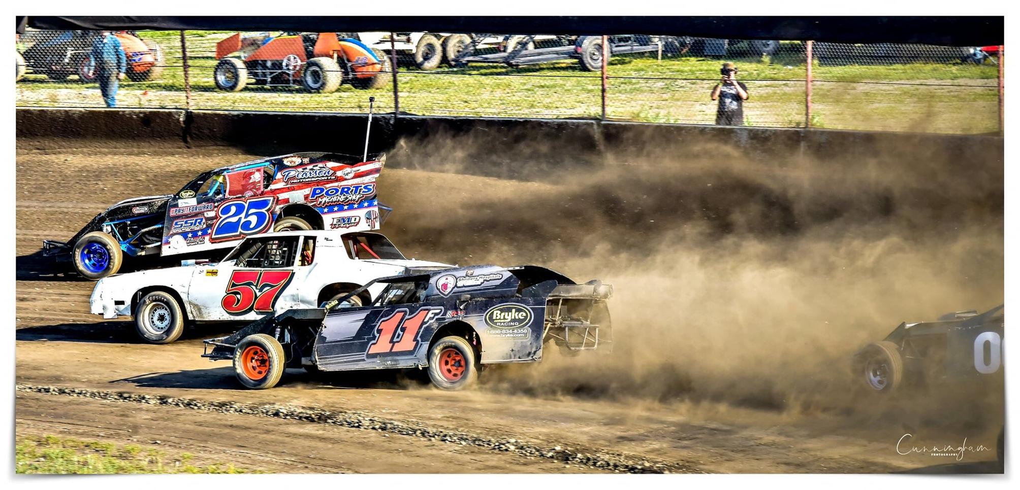Summer dirt racing continues at Mitchell with another successful week ...